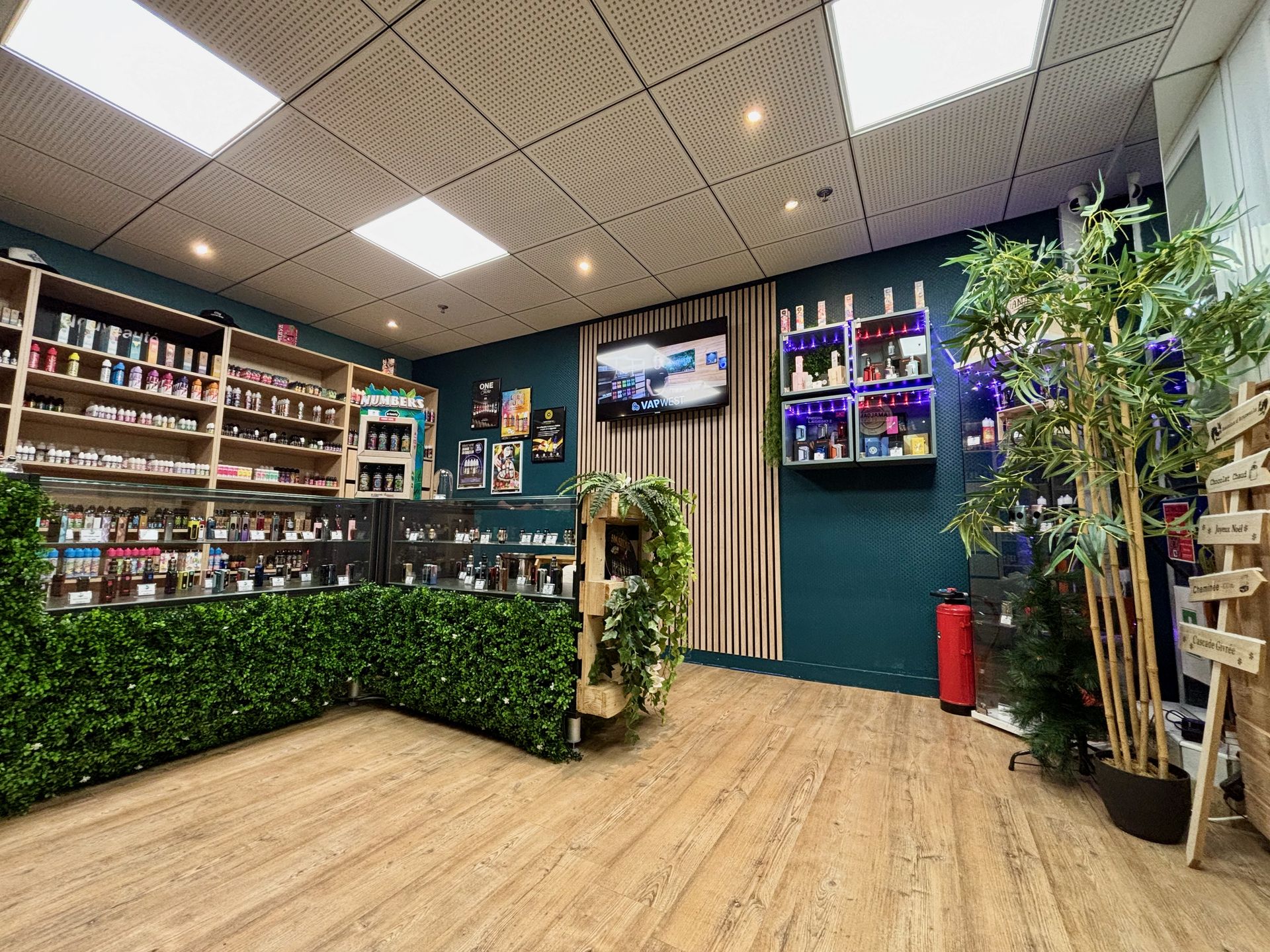 VAPWEST, cigarettes électroniques à Chateaulin | VAP WEST